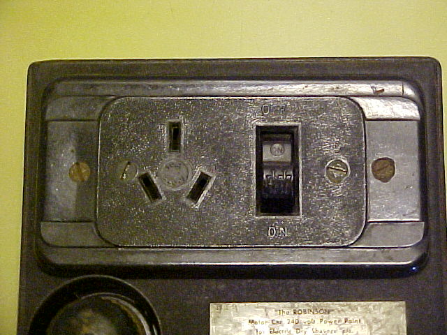 US plug in Aussie powerpoint - ECN Electrical Forums